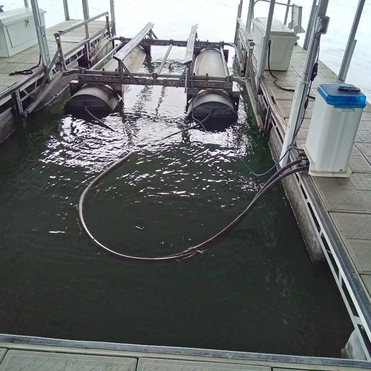 Products & Services - Lake Lift